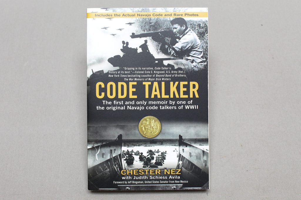 US Book Code Talker by Chester Nez . BOOK110 - Time Traveler Militaria