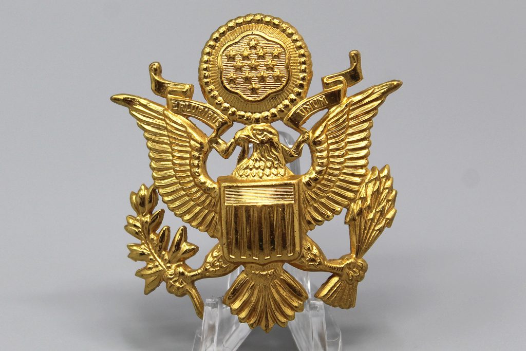 US Army Officer Visor Cap Eagle . FLU3638 - Time Traveler Militaria