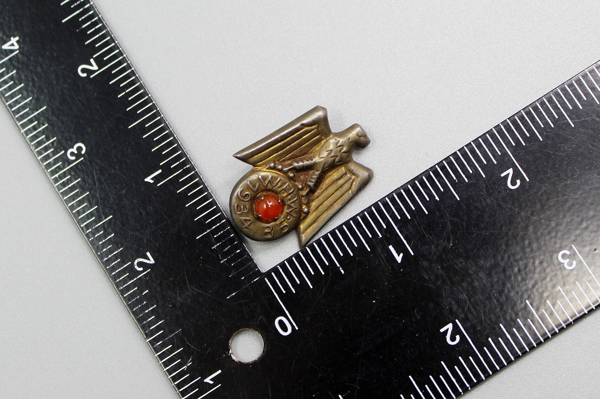 WW2 German WHW 1934-1935 Tinnie . PIN3769 - Time Traveler Militaria