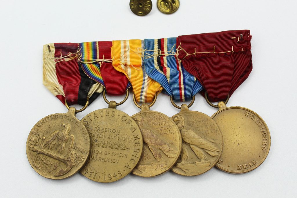 US Navy 5 Place Medal Bar - WW2 . YMU595 - Time Traveler Militaria