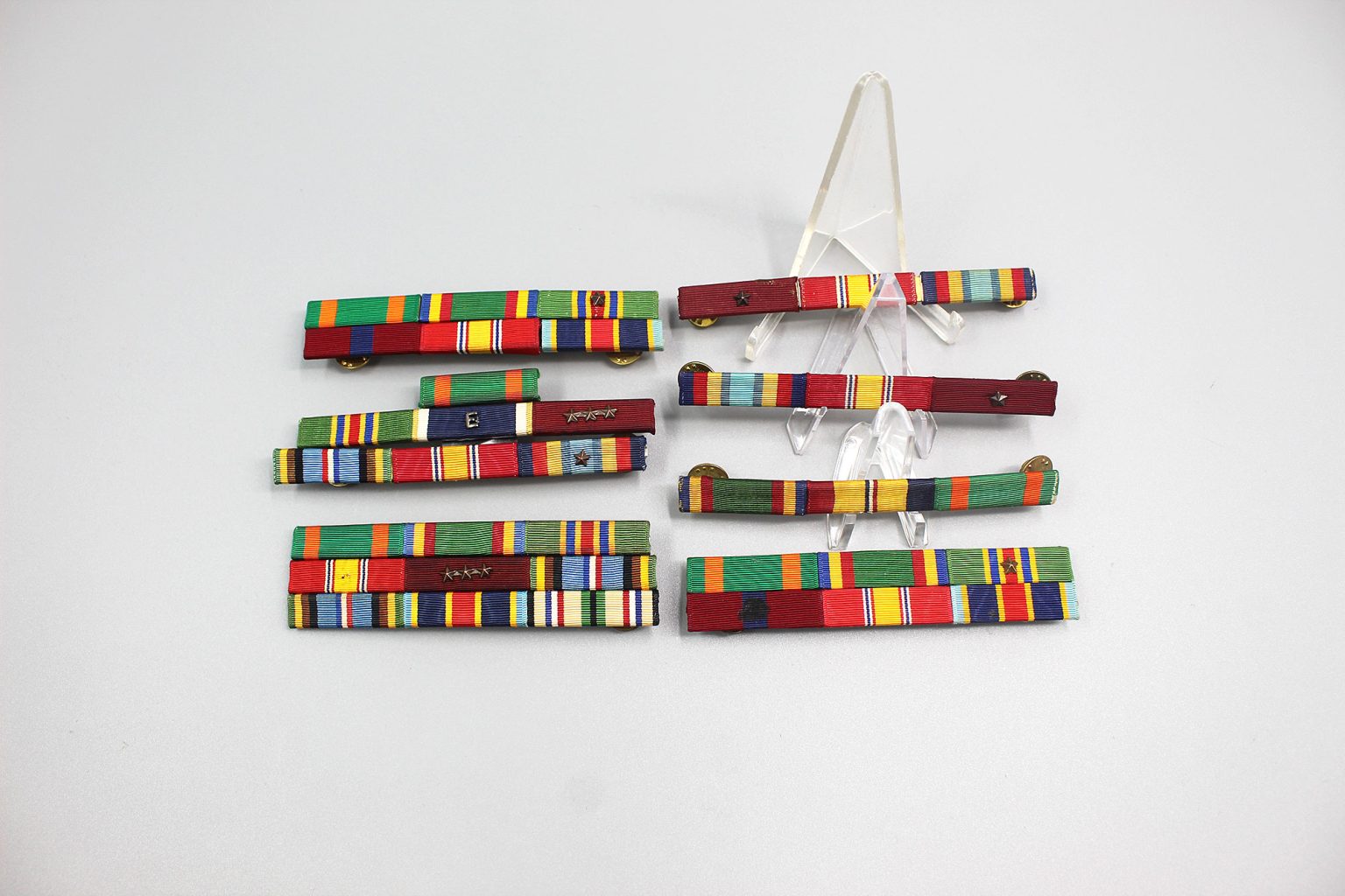 Group of US Military Ribbon Bars . FLU4684 - Time Traveler Militaria