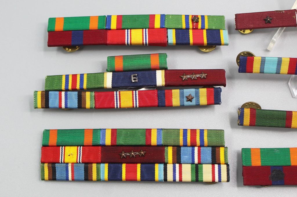 Group of US Military Ribbon Bars . FLU4684 - Time Traveler Militaria