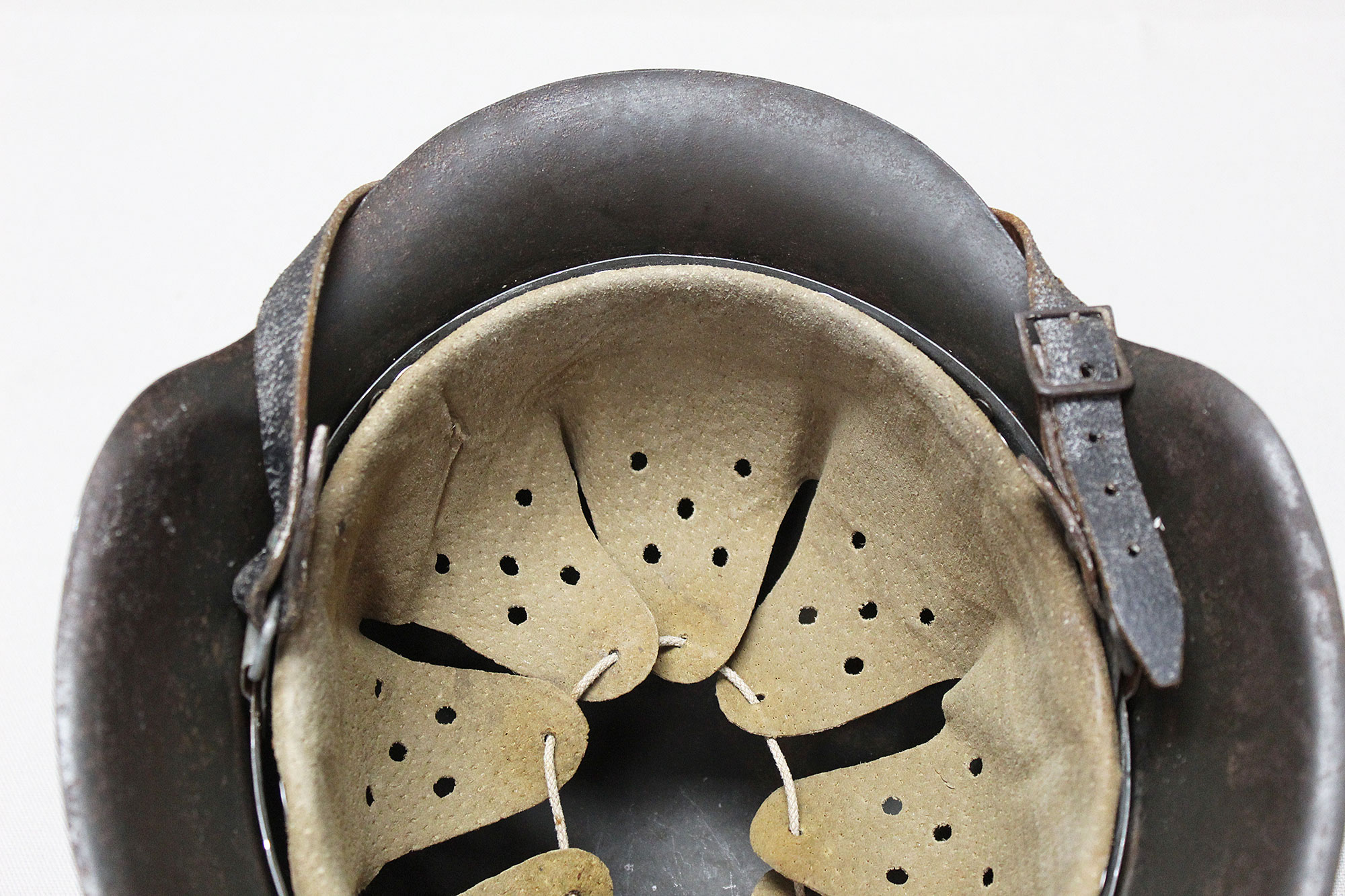 WW2 German Army M42 Helmet . HG4054B - Time Traveler Militaria