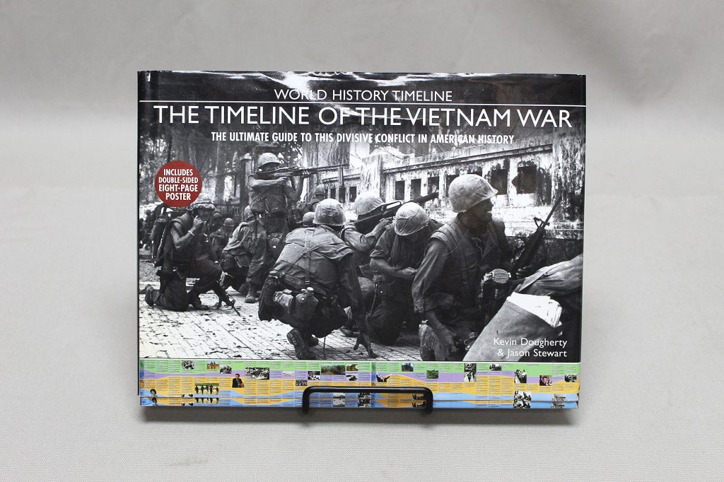 The Timeline of the Vietnam War Book . BOOK124 - Time Traveler Militaria