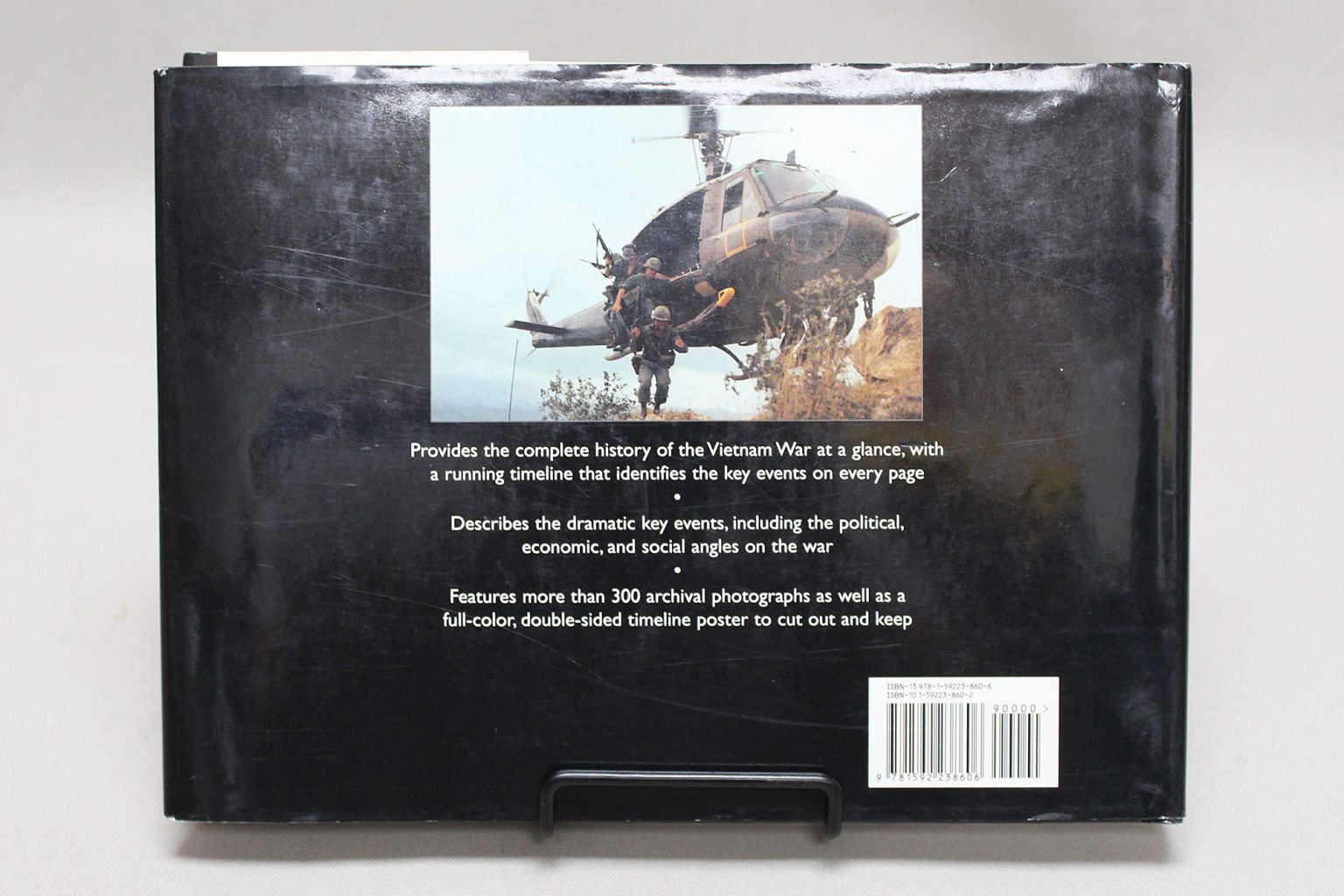 The Timeline of the Vietnam War Book . BOOK124 - Time Traveler Militaria