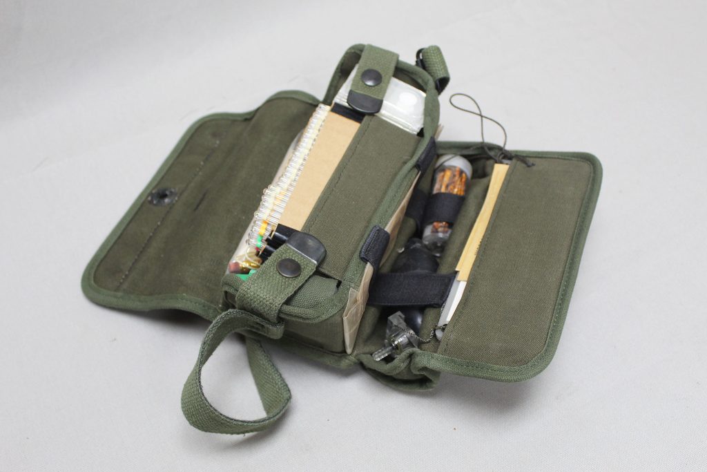 US Army Chemical Agent Detection Kit ABC-M18A2 w/Contents - VN ...
