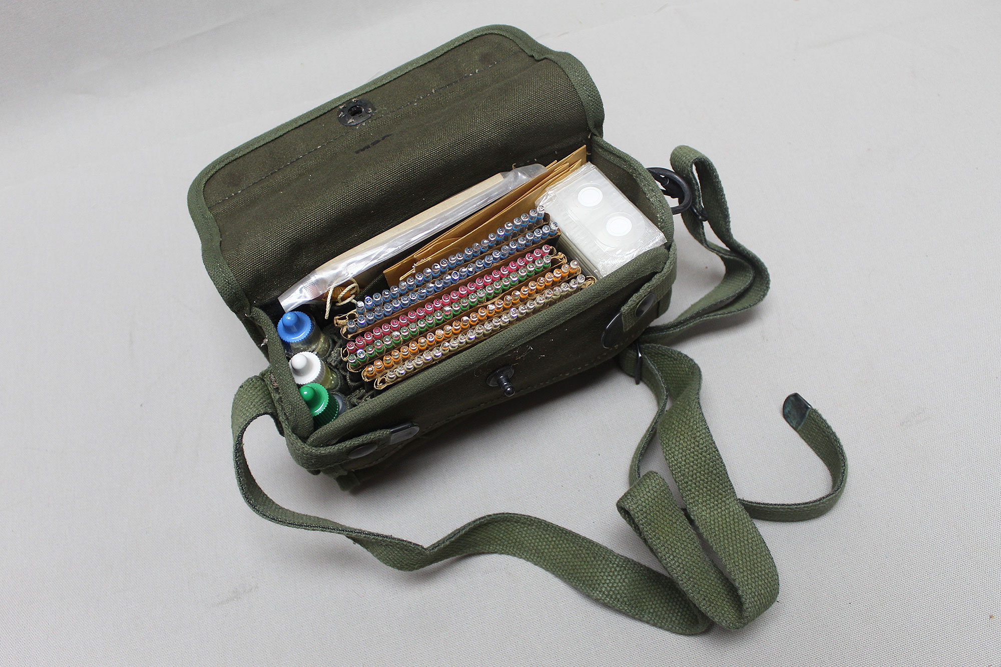 US Army Chemical Agent Detection Kit ABC-M18A2 w/Contents - VN ...