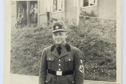 WW2 German RAD Soldier Postcard . GD660 - Time Traveler Militaria