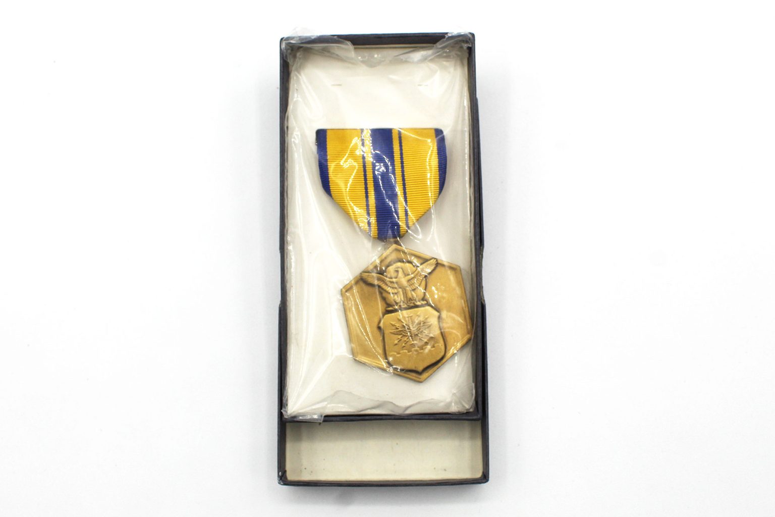 USAF Commendation Medal in Box . YMU4687 - Time Traveler Militaria