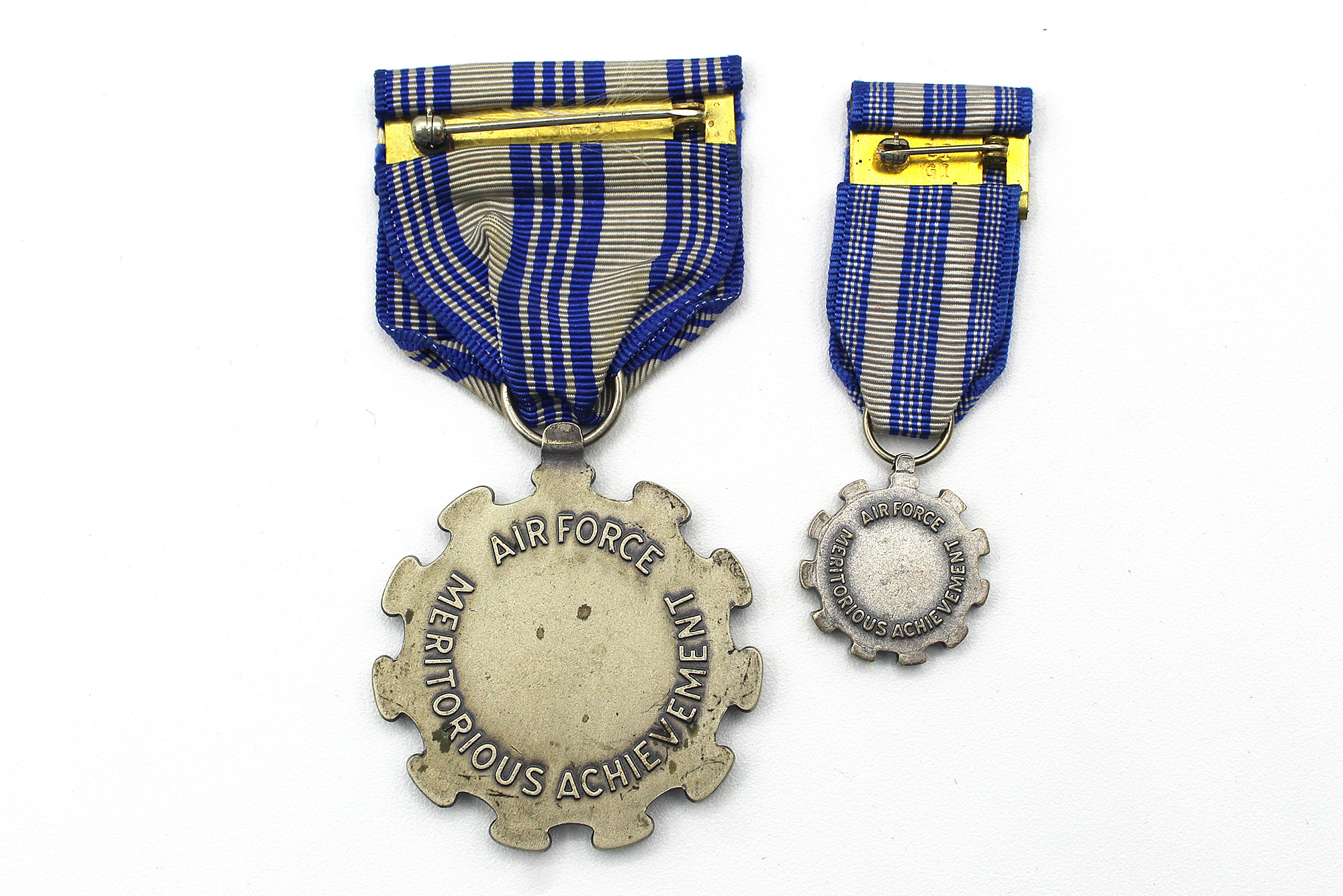 USAF Meritorious Achievement Medal with Miniature Medal . YMU4694 ...