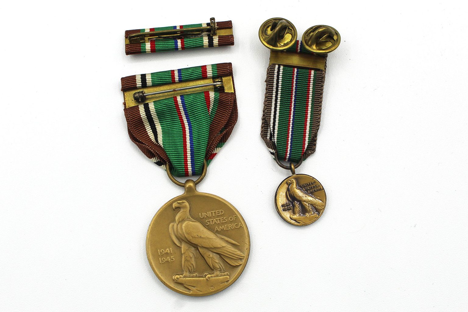 US EAME Medal w/Miniature Medal . YMU4696 - Time Traveler Militaria