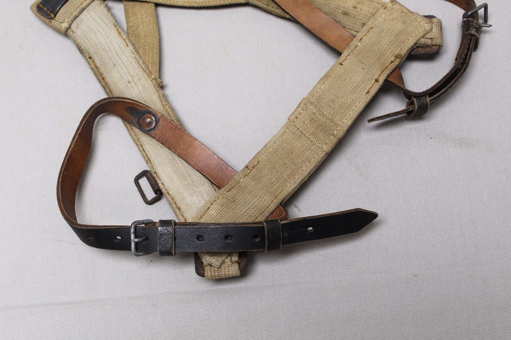 WW2 German Tropical A-frame . EFL6176cxa - Time Traveler Militaria