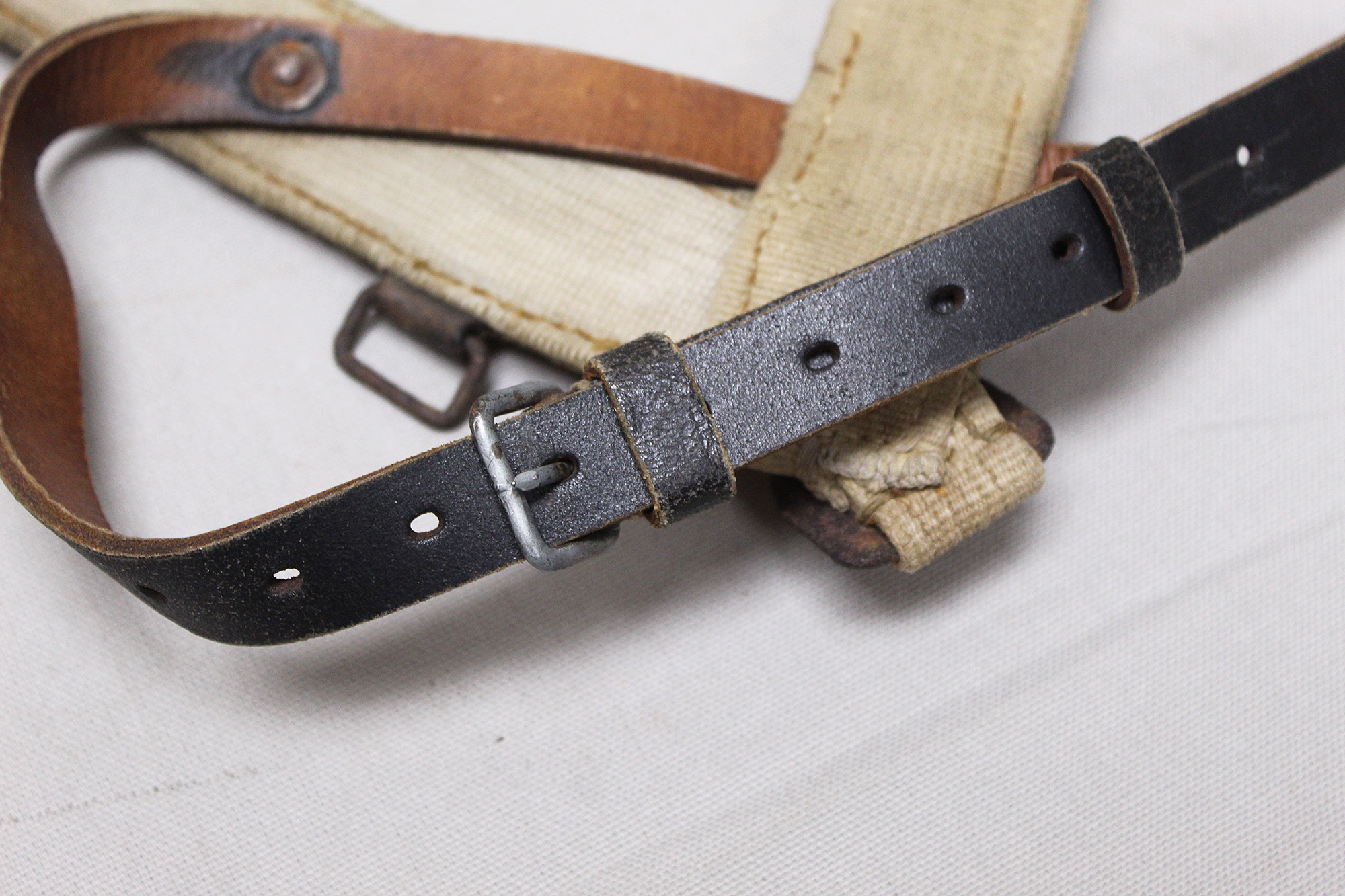 WW2 German Tropical A-frame . EFL6176cxa - Time Traveler Militaria