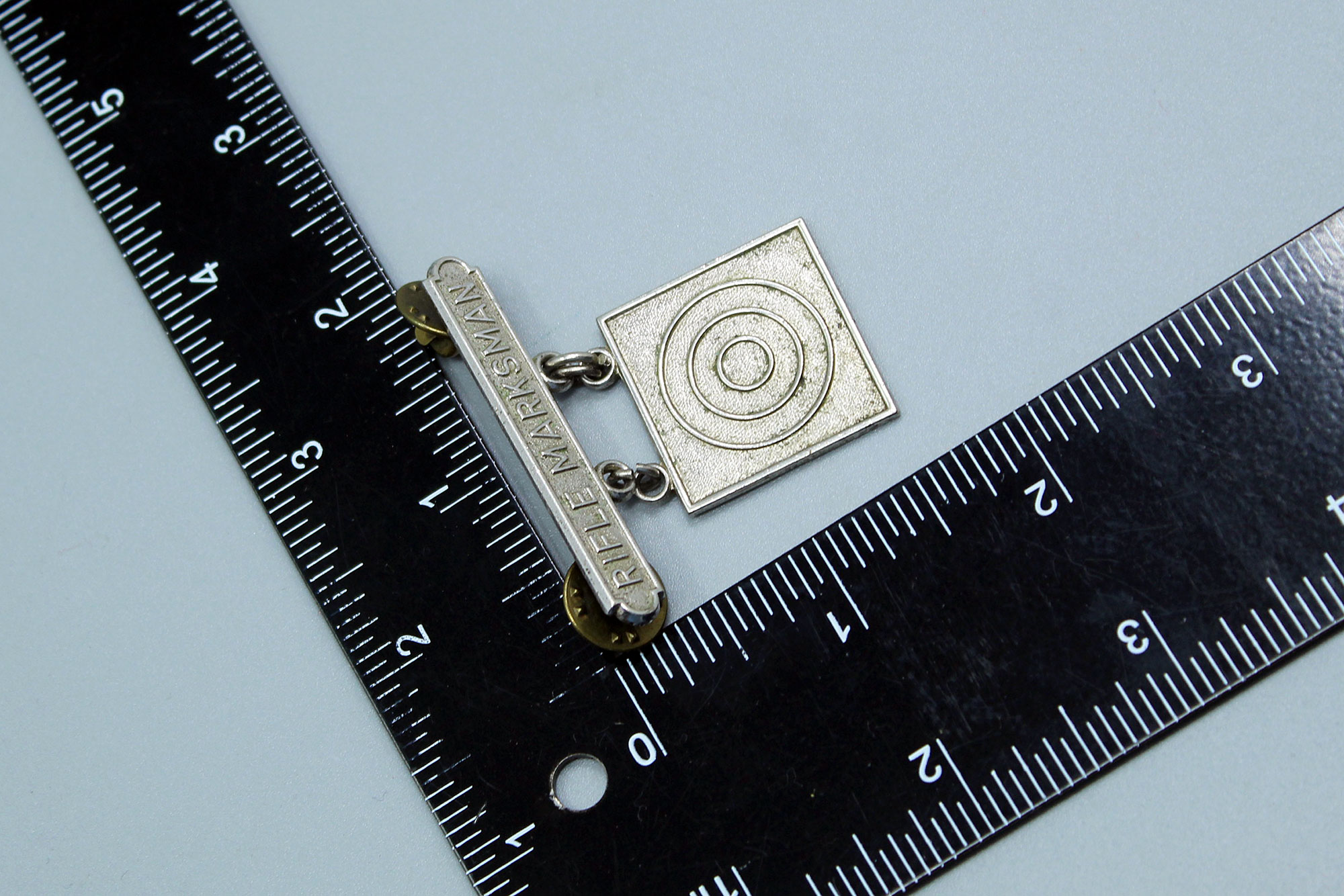 USMC Rifle Marksman Qualification Badge - Sterling . FLU3745 - Time ...