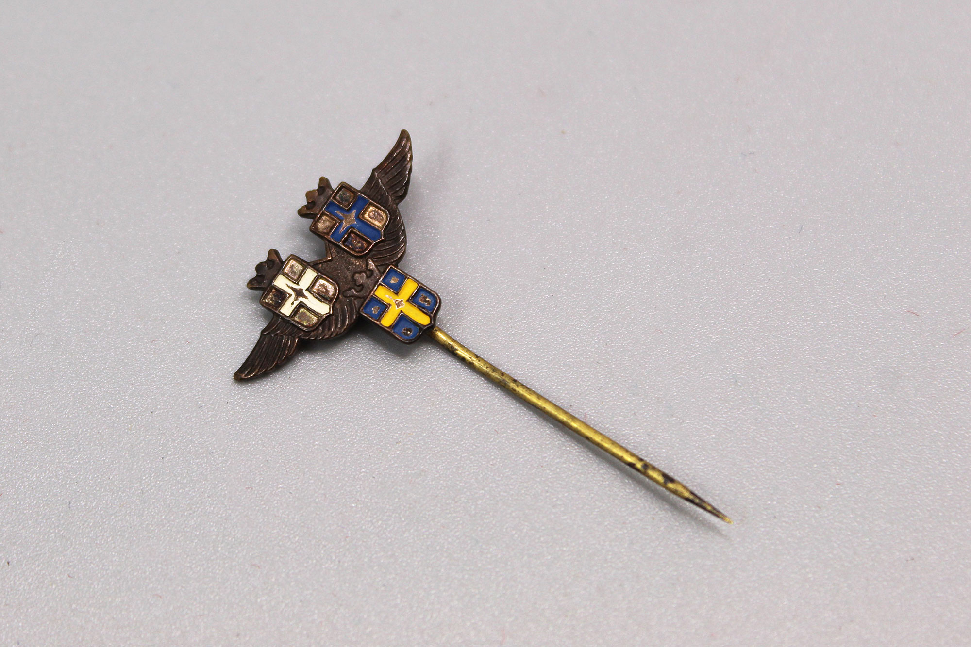 Swedish Air Service Pin . WM457 - Time Traveler Militaria