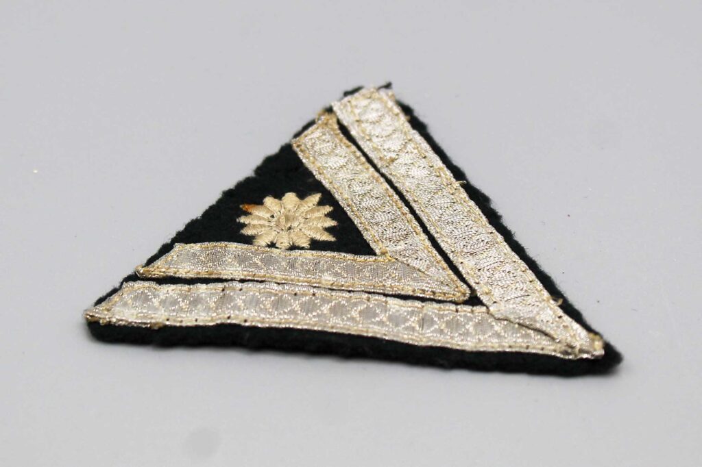 WW2 German Army Rank Chevron . EFL6187cxa - Time Traveler Militaria