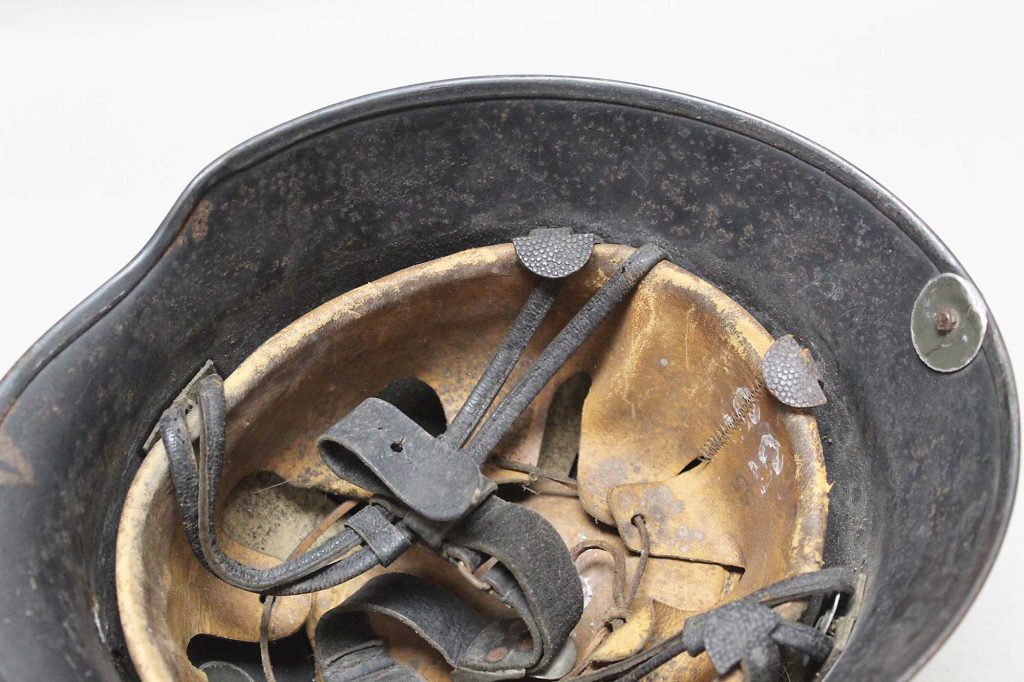 Pre-WW2 German Fire Service Helmet . HG4058B - Time Traveler Militaria