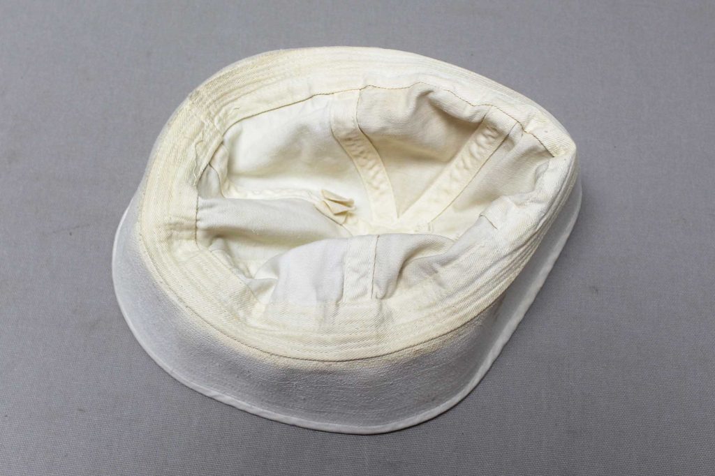 US Navy Dixie Cup White Service Hat . HU1173 - Time Traveler Militaria
