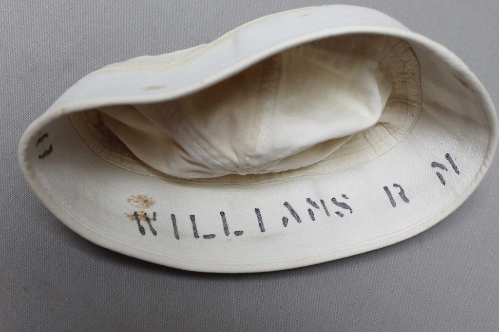 US Navy Dixie Cup White Service Hat . HU1173 - Time Traveler Militaria