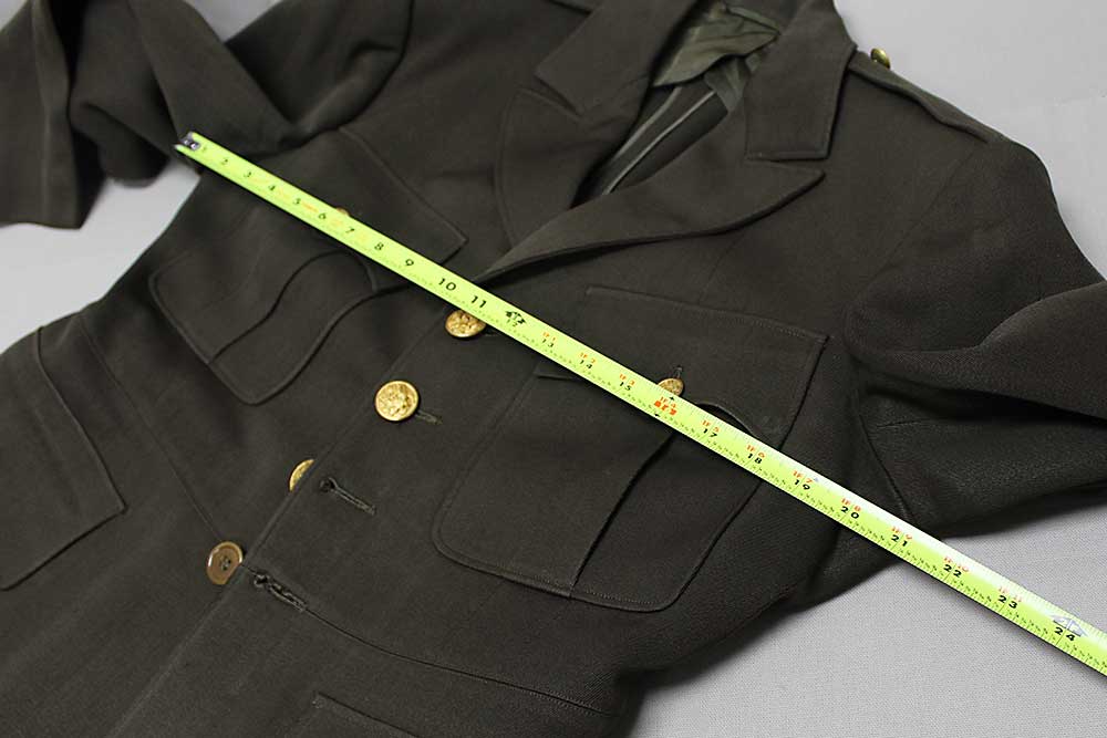 US WW2 Army Officer Tunic (Repaired) . UA1111 - Time Traveler Militaria