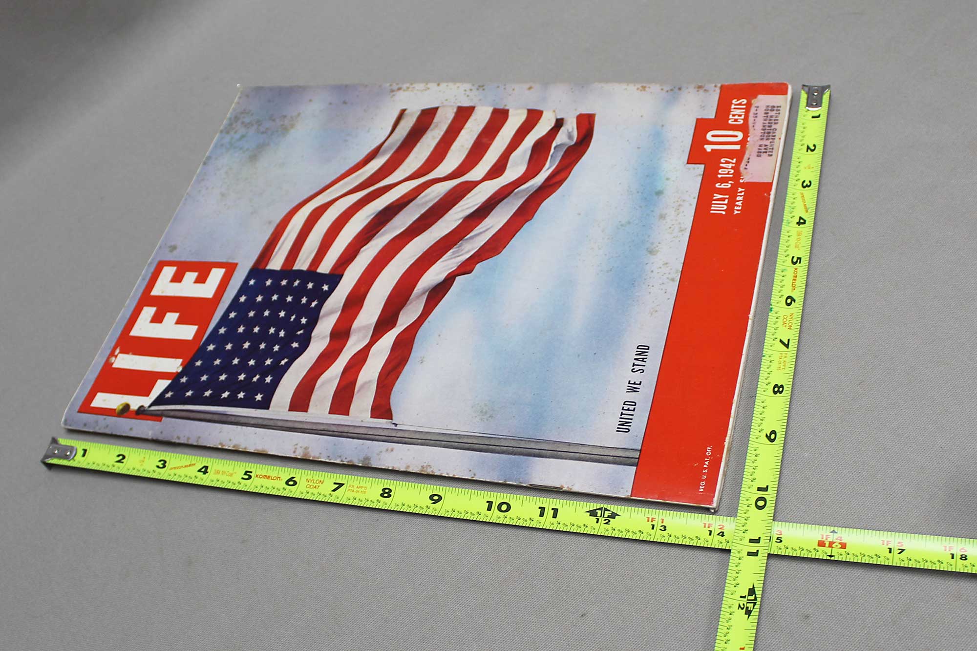 Life Magazine July 6 1942 . BOOK182 - Time Traveler Militaria