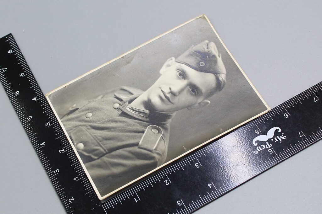 WW2 German Portrait Postcard . GD948 - Time Traveler Militaria