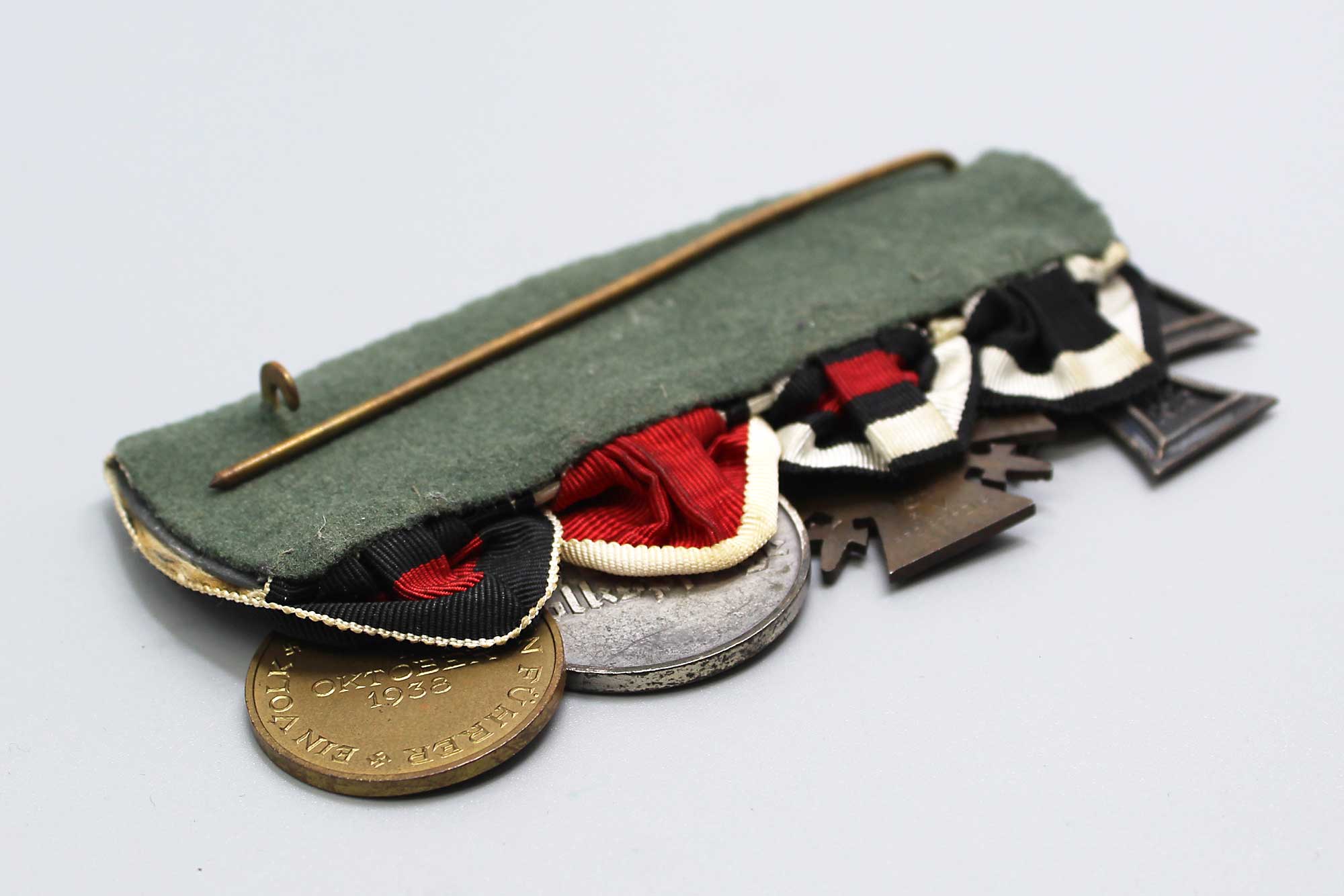 WW1/WW2 German Medal Bar . GO5028 - Time Traveler Militaria