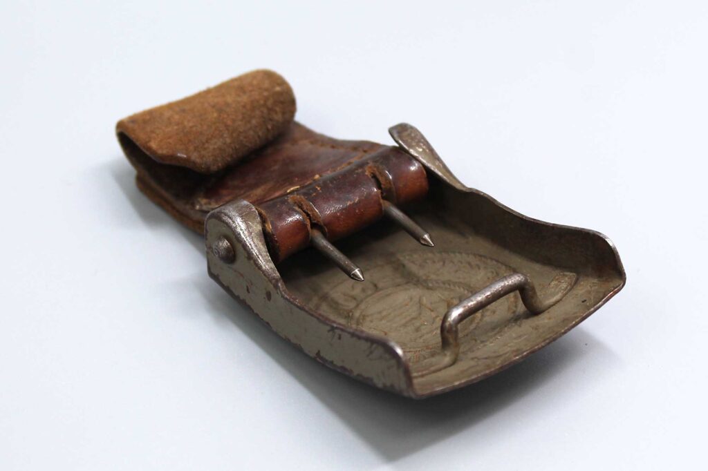 WW2 German Army Combat Buckle w/Tab 1940 . BMM1013B - Time Traveler ...