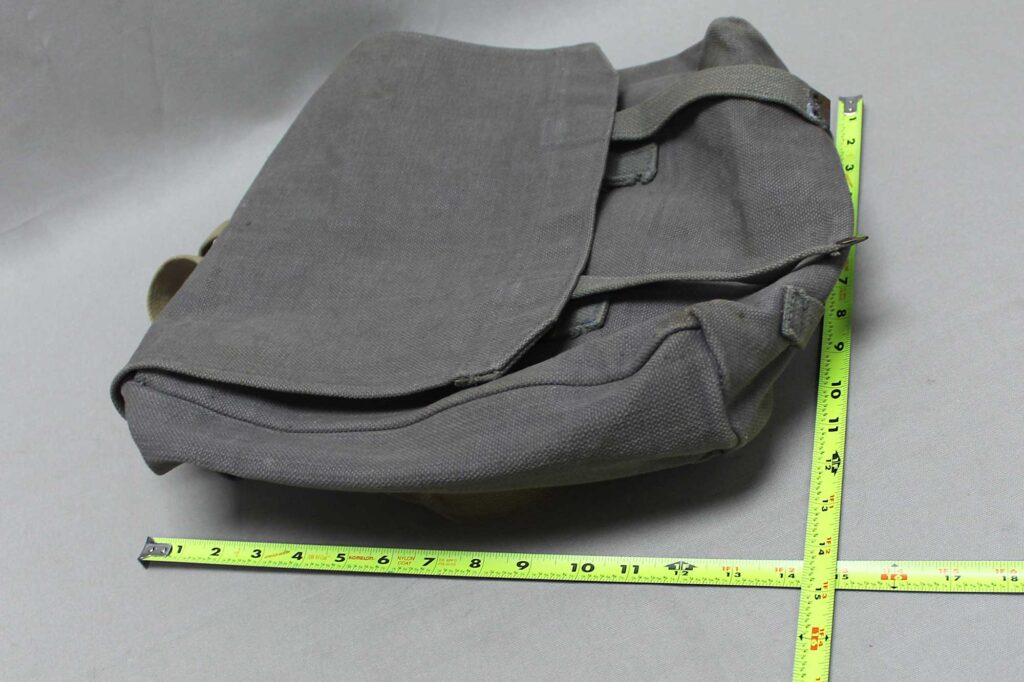 British Field Pack w/Straps . BMX156 - Time Traveler Militaria