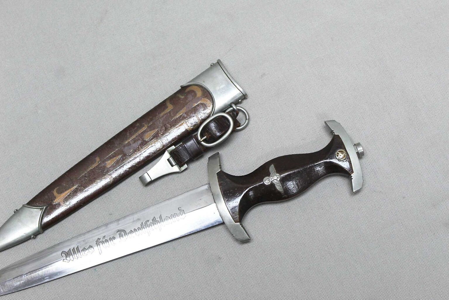 WW2 German SA Dagger w/Hanger - Aesculap . D1097 - Time Traveler Militaria