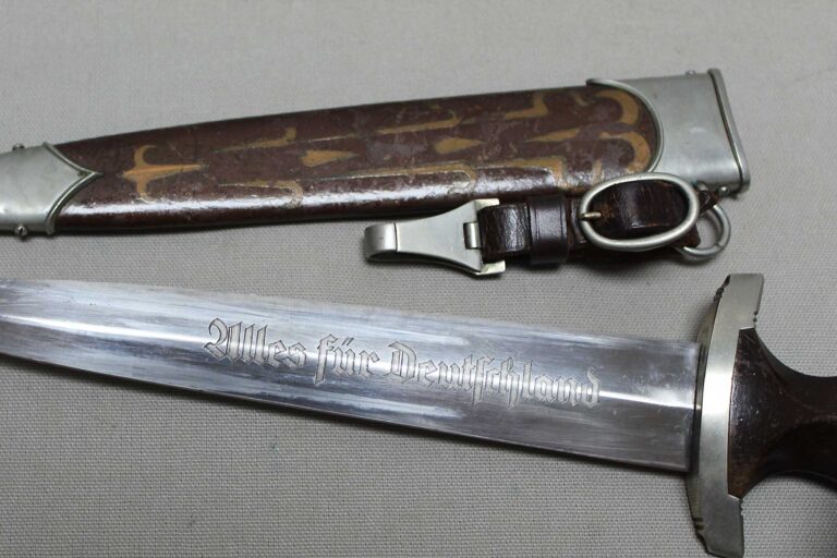 WW2 German SA Dagger w/Hanger - Aesculap . D1097 - Time Traveler Militaria