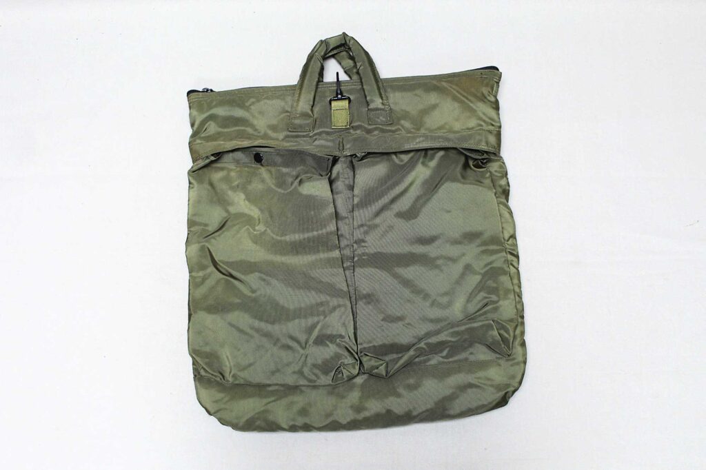 US Military Flight Bag Navigator . FLU3779 - Time Traveler Militaria