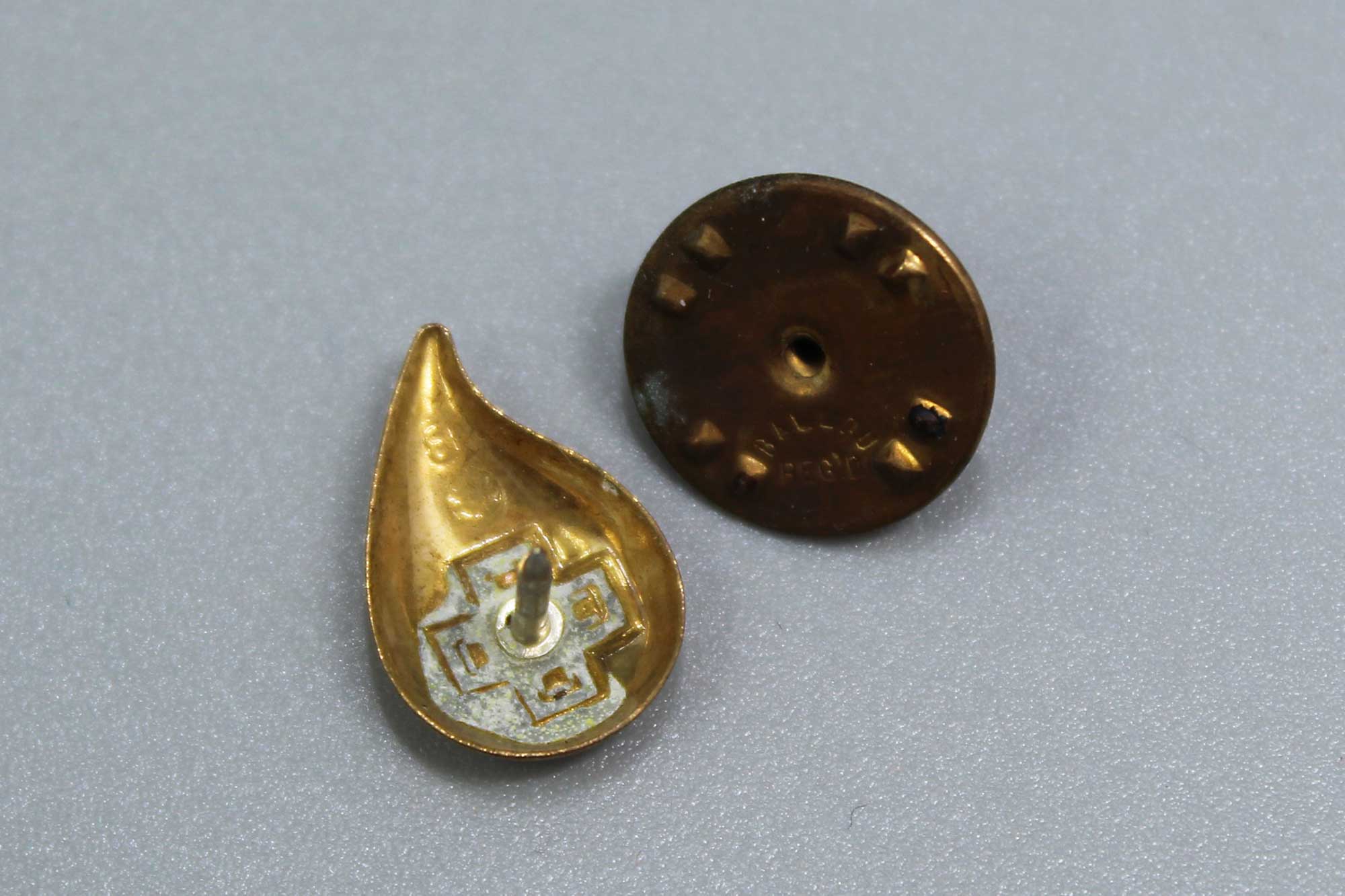 Vintage Red Cross Blood Drop Donation Pin . FLU4720 - Time Traveler ...