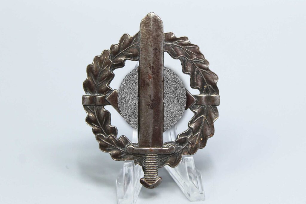 WW2 German SA Sports Badge . GO5055 - Time Traveler Militaria