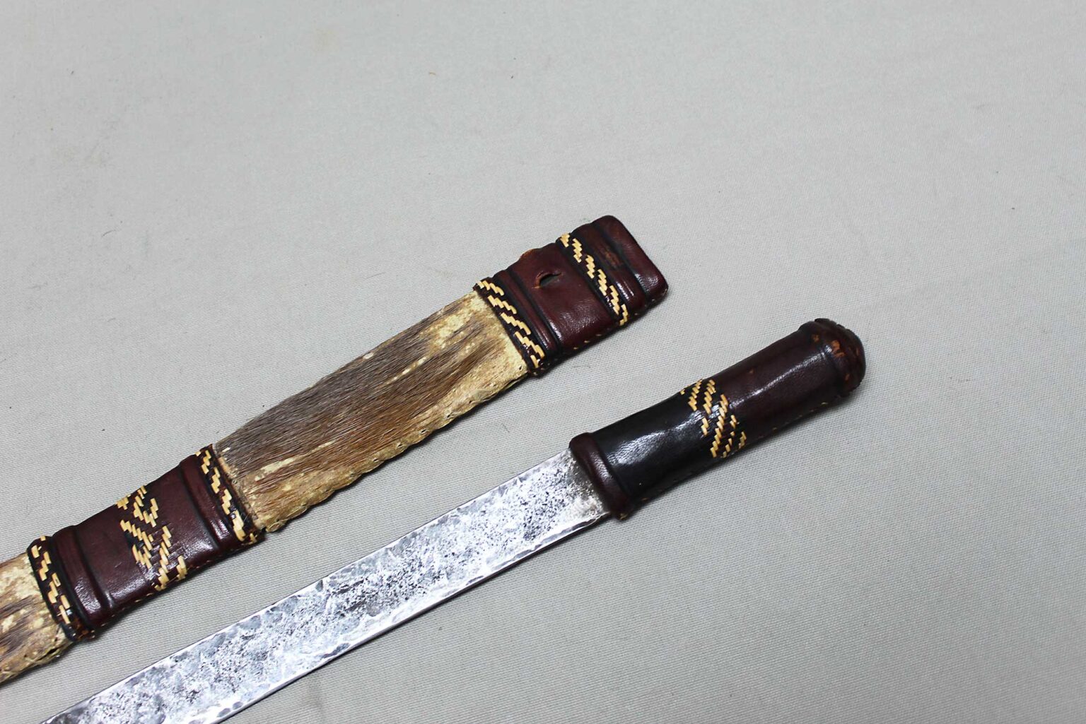 African Sword . DW105 - Time Traveler Militaria