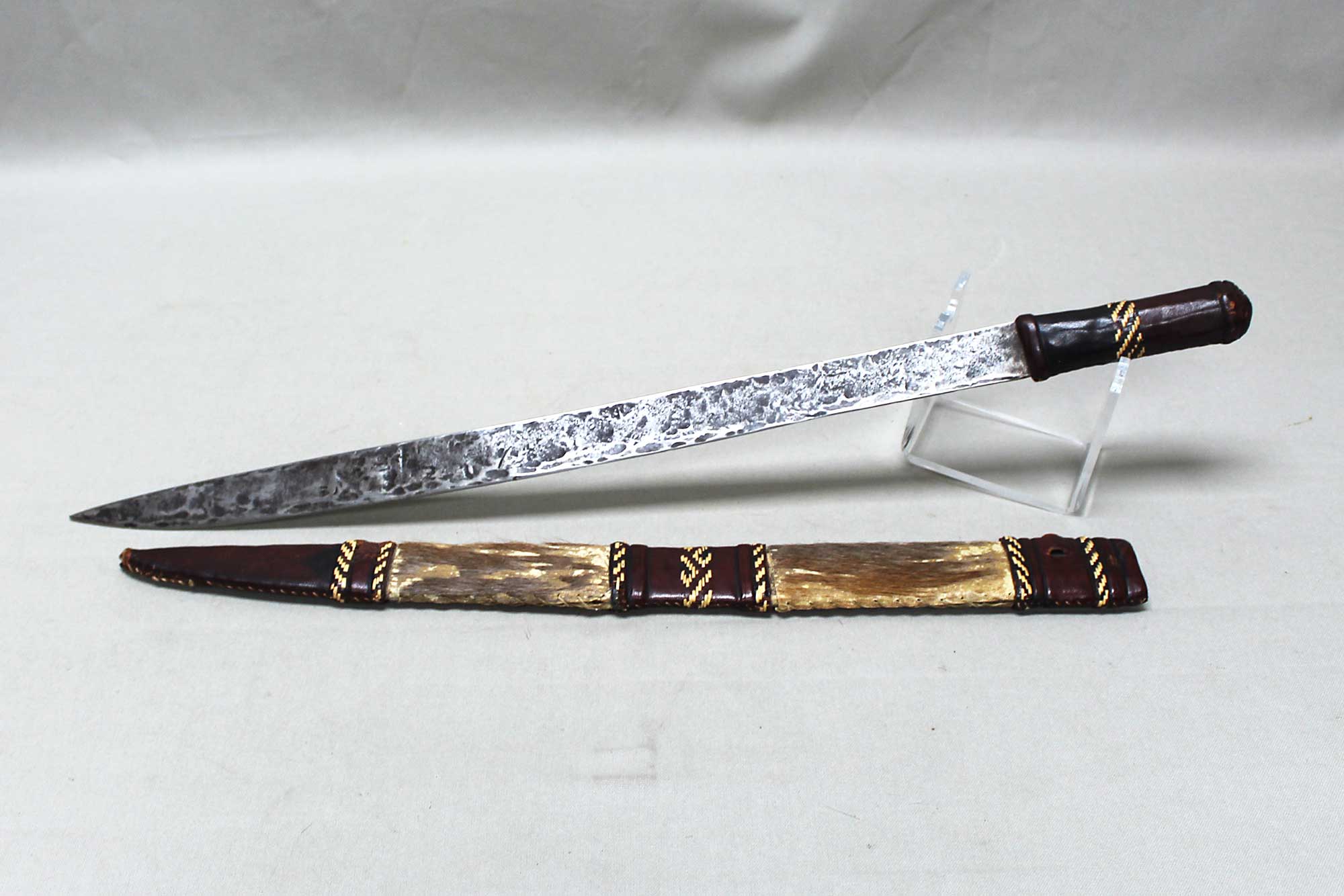 African Sword . DW105 - Time Traveler Militaria
