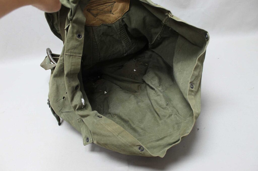 US Army Mountain Troops Backpack w/Metal Frame M1951 . FLU3787 - Time ...