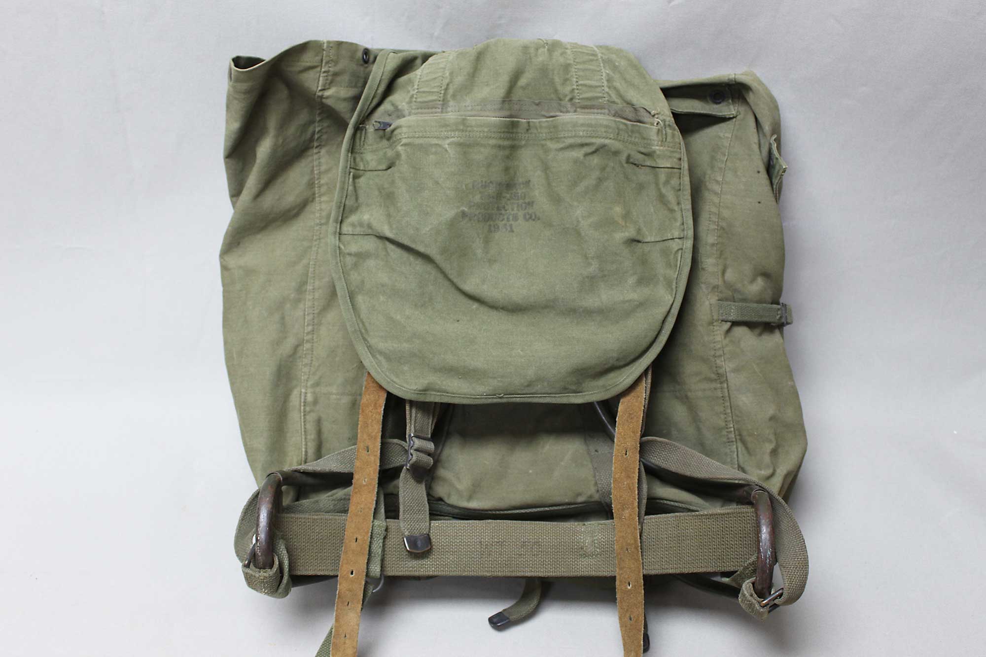 US Army Mountain Troops Backpack w/Metal Frame M1951 . FLU3787 - Time ...