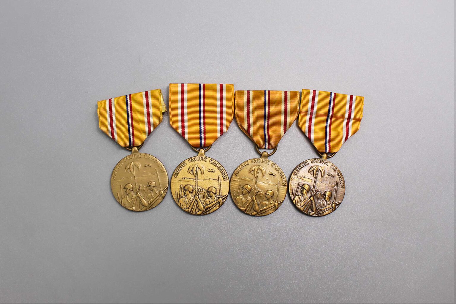 US WW2 Asiatic Pacific Medal Price Each . YMU4794 - Time Traveler Militaria