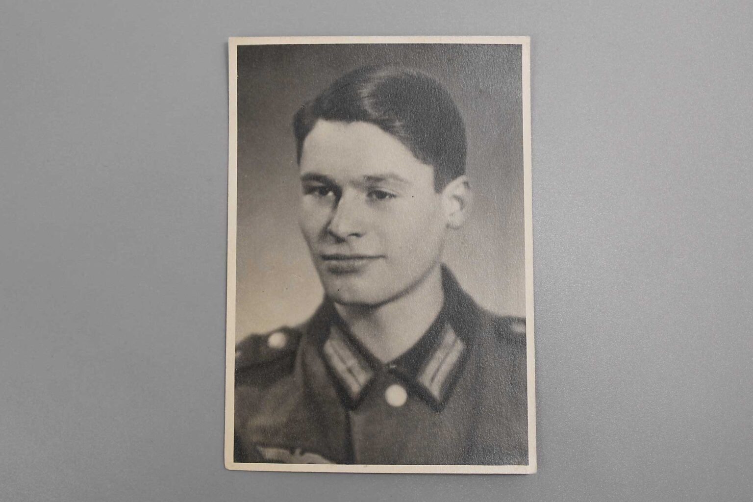WW2 German Portrait Postcard . GD972 - Time Traveler Militaria