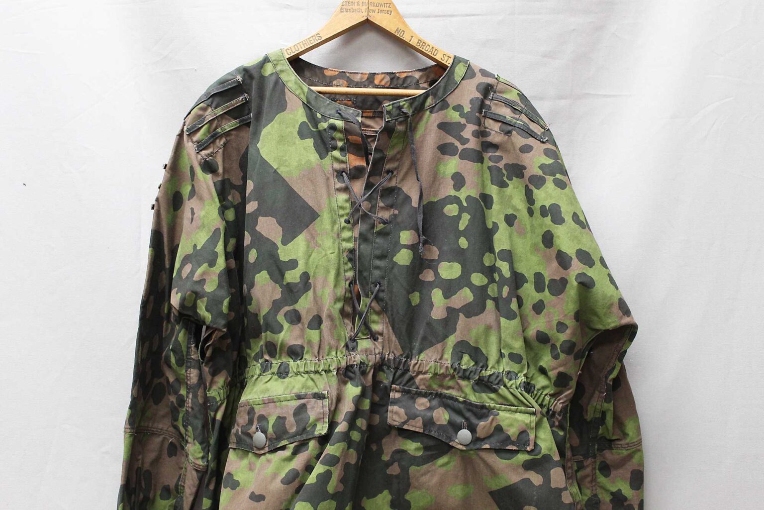 Reproduction WW2 German Camo Smock . HM418 - Time Traveler Militaria