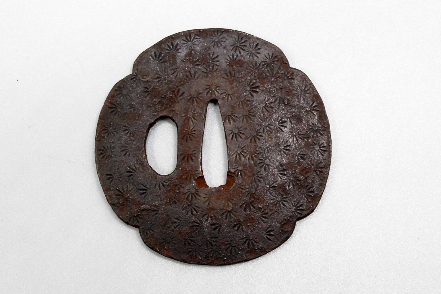 Japanese Tsuba Iron Mokko Gata . NNJ434 - Time Traveler Militaria