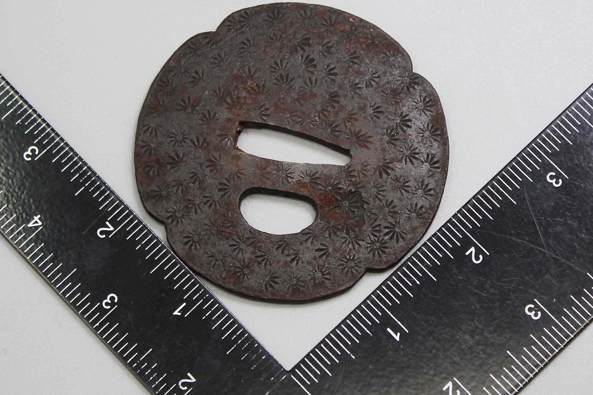 Japanese Tsuba Iron Mokko Gata . NNJ434 - Time Traveler Militaria