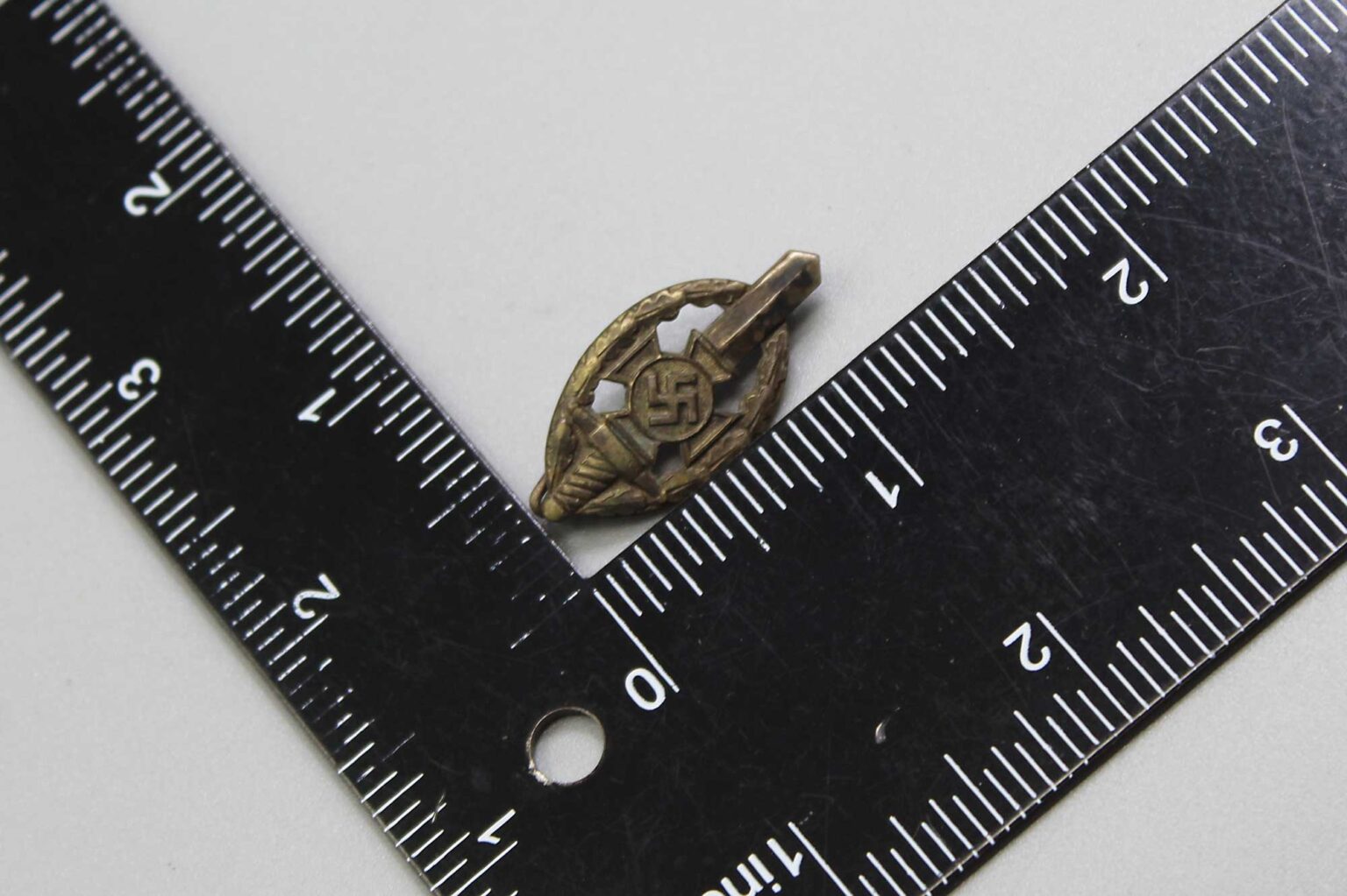 WW2 German NSKOV Members Pin - M1/52 . PIN3786 - Time Traveler Militaria