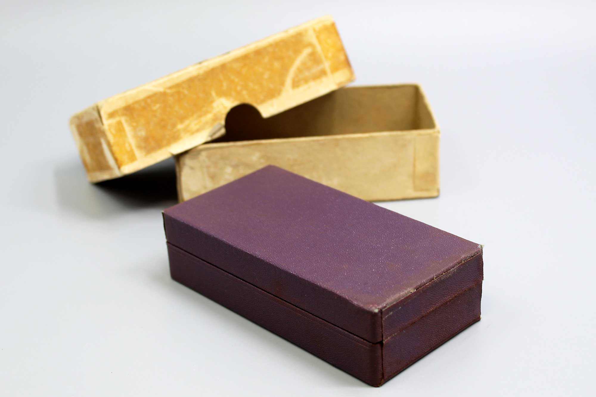 USN/USMC Purple Heart in Case – 1st Type . YMU3024 - Time Traveler ...