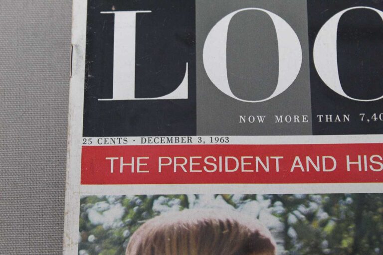 LOOK Magazine December 3 1963 . BOOK196 - Time Traveler Militaria