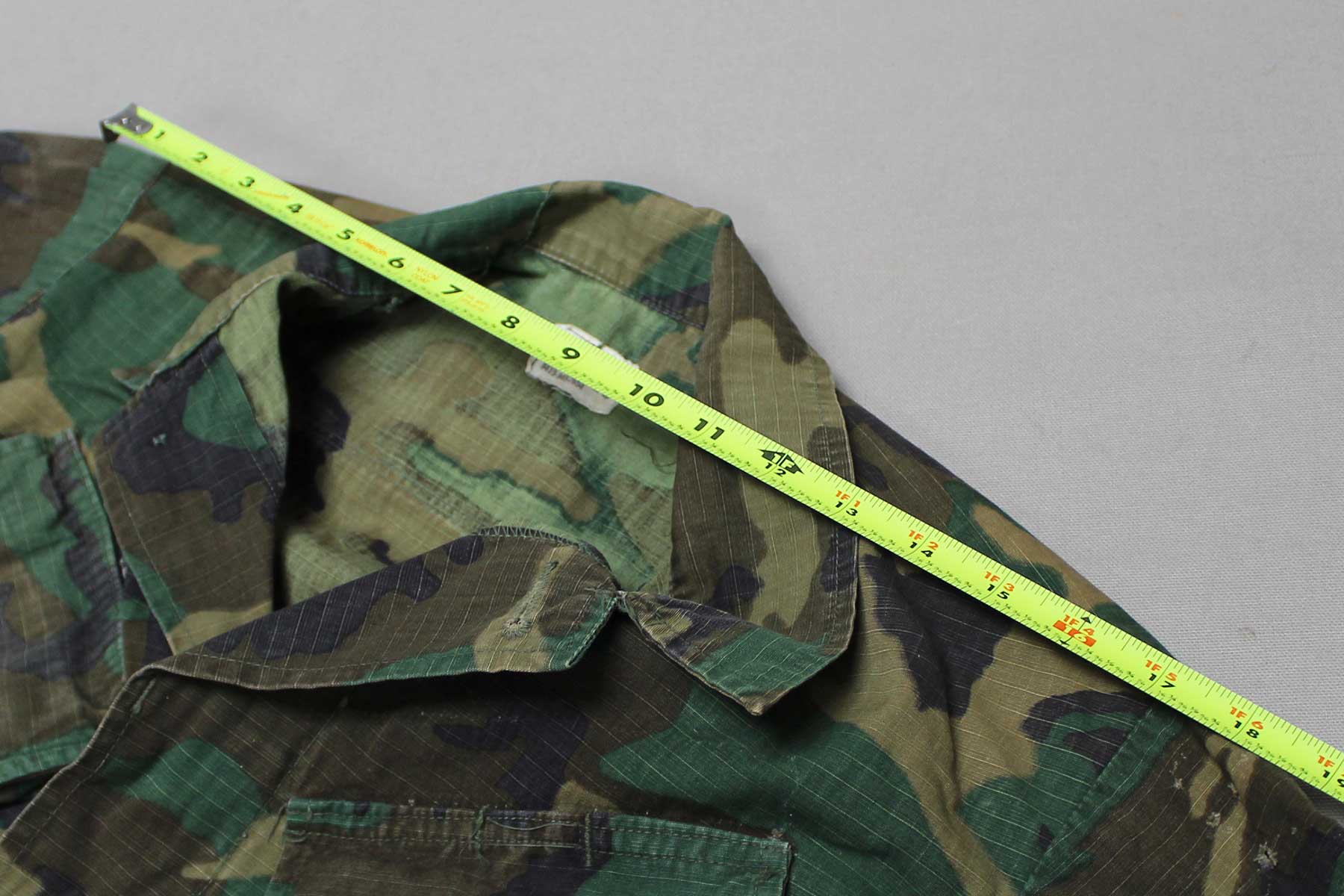 US ERDL Camo Combat Jacket - Sm-Long 69 . UA1222 - Time Traveler Militaria