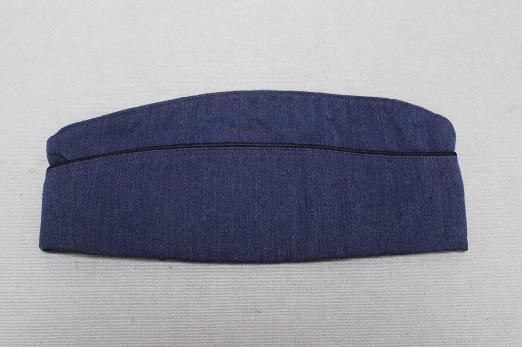USAF Blue Garrison Cap . HU1206 - Time Traveler Militaria