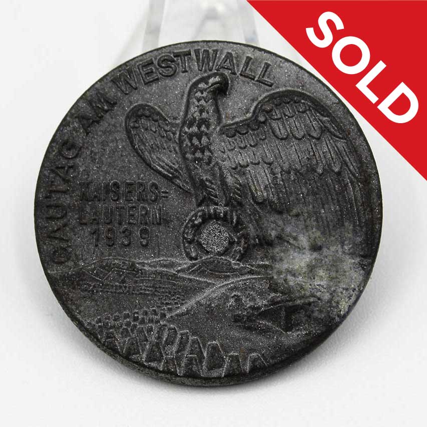 Tinnies & Pins Archives - Time Traveler Militaria