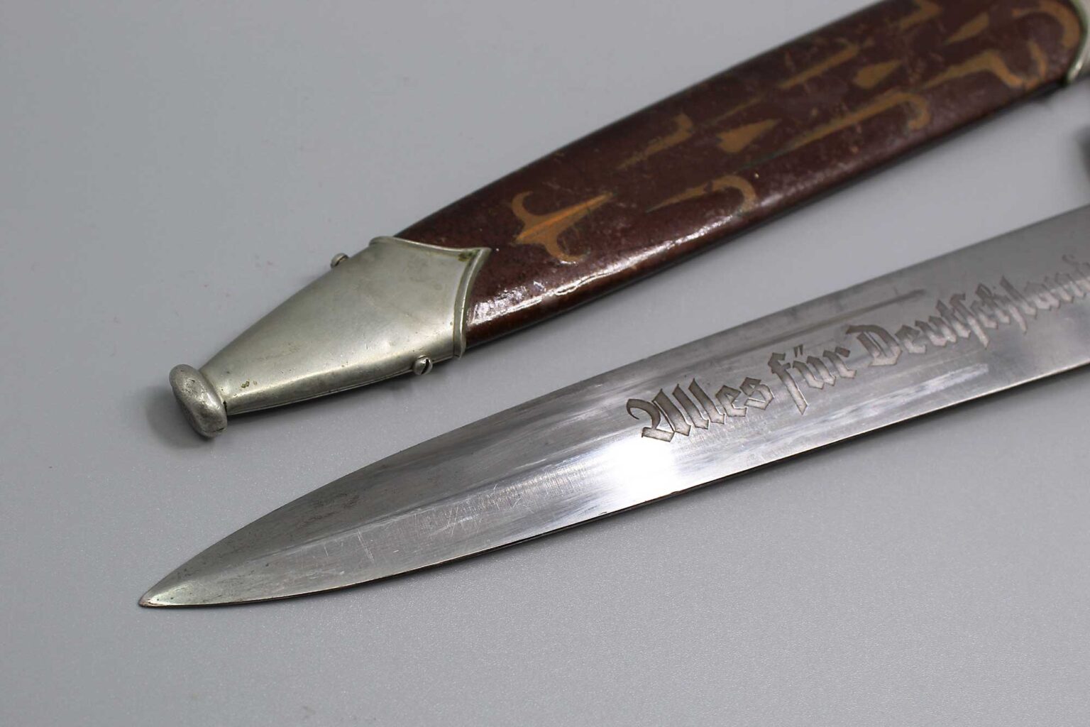 WW2 German SA Dagger - Aesculap . D1097 - Time Traveler Militaria